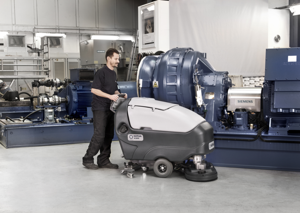 NILFISK SC800 71C Large Scrubber Dryer
