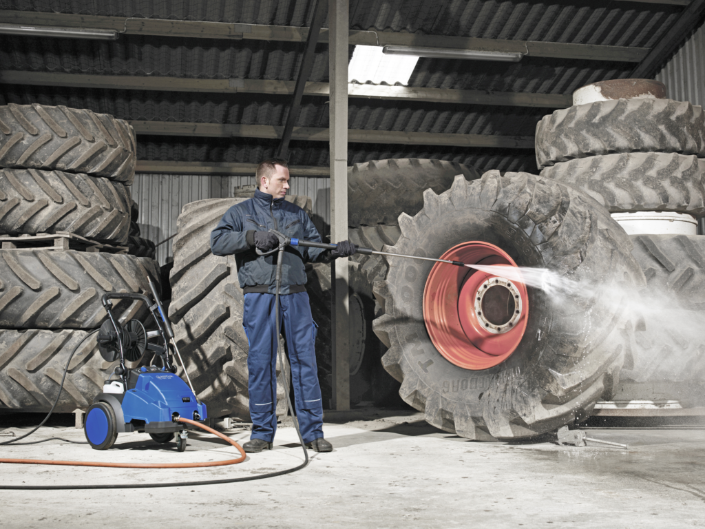 Nilfisk MC 5M-115/700 Electric Pressure Washer